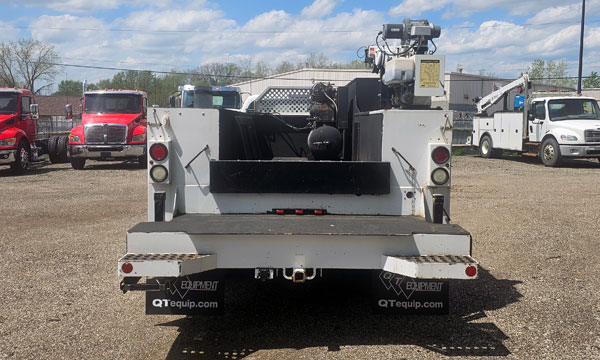 USED 2015 F550 4x4 Service Truck | QT Equipment