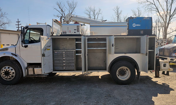 USED 2018 Freightliner M2 Service Truck | QT Equipment